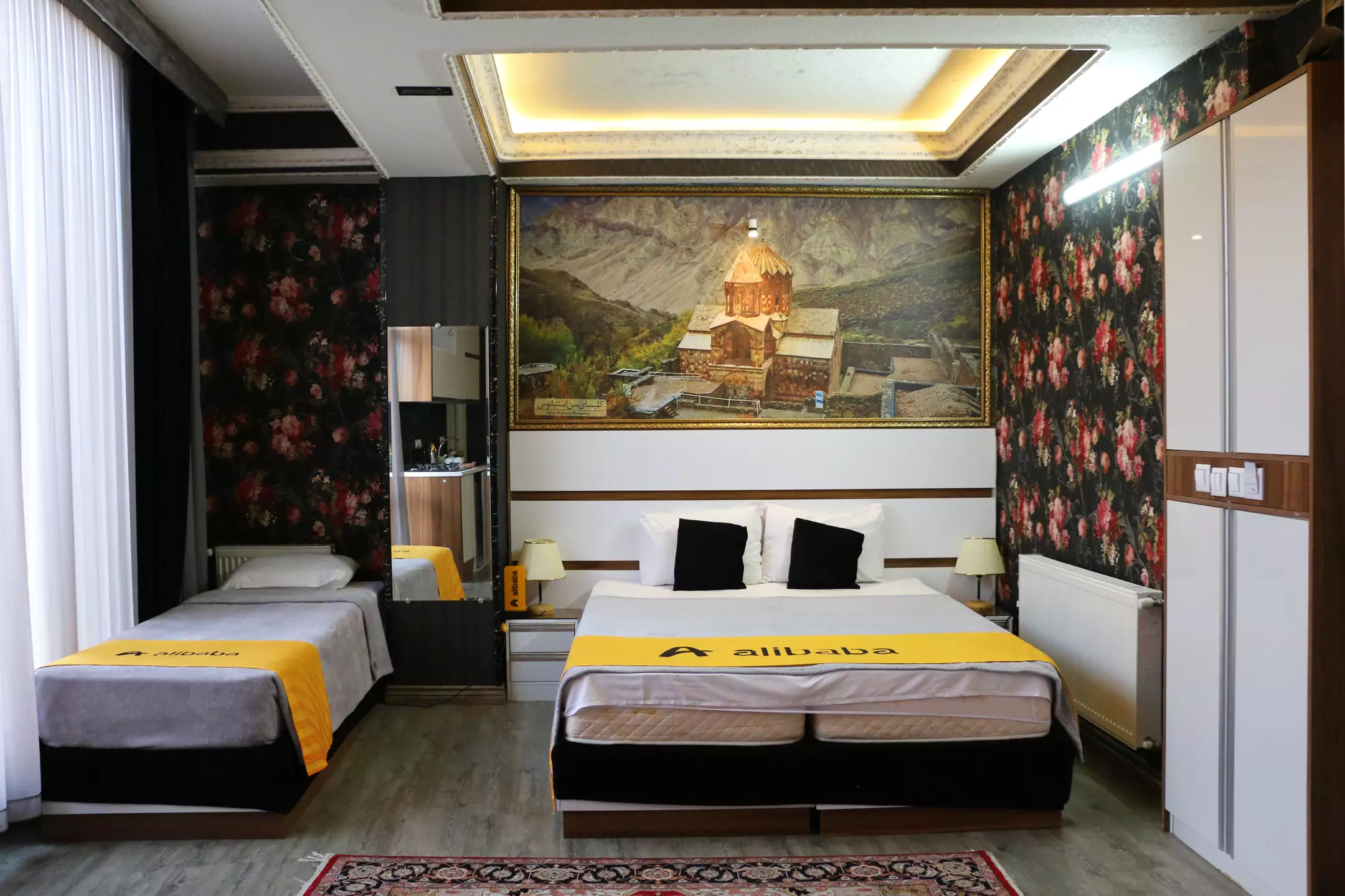 Saray Tabriz Tabriz | سندباد